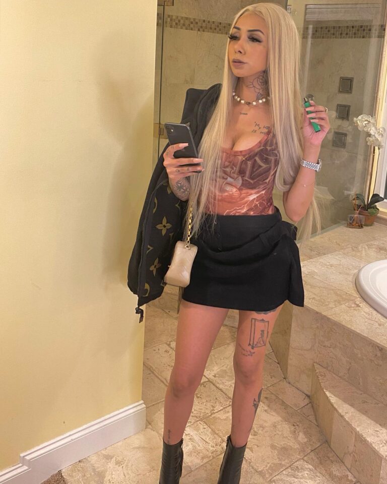 Ally Lotti Age, Height, Boyfriend, Career & Net Worth in 2025